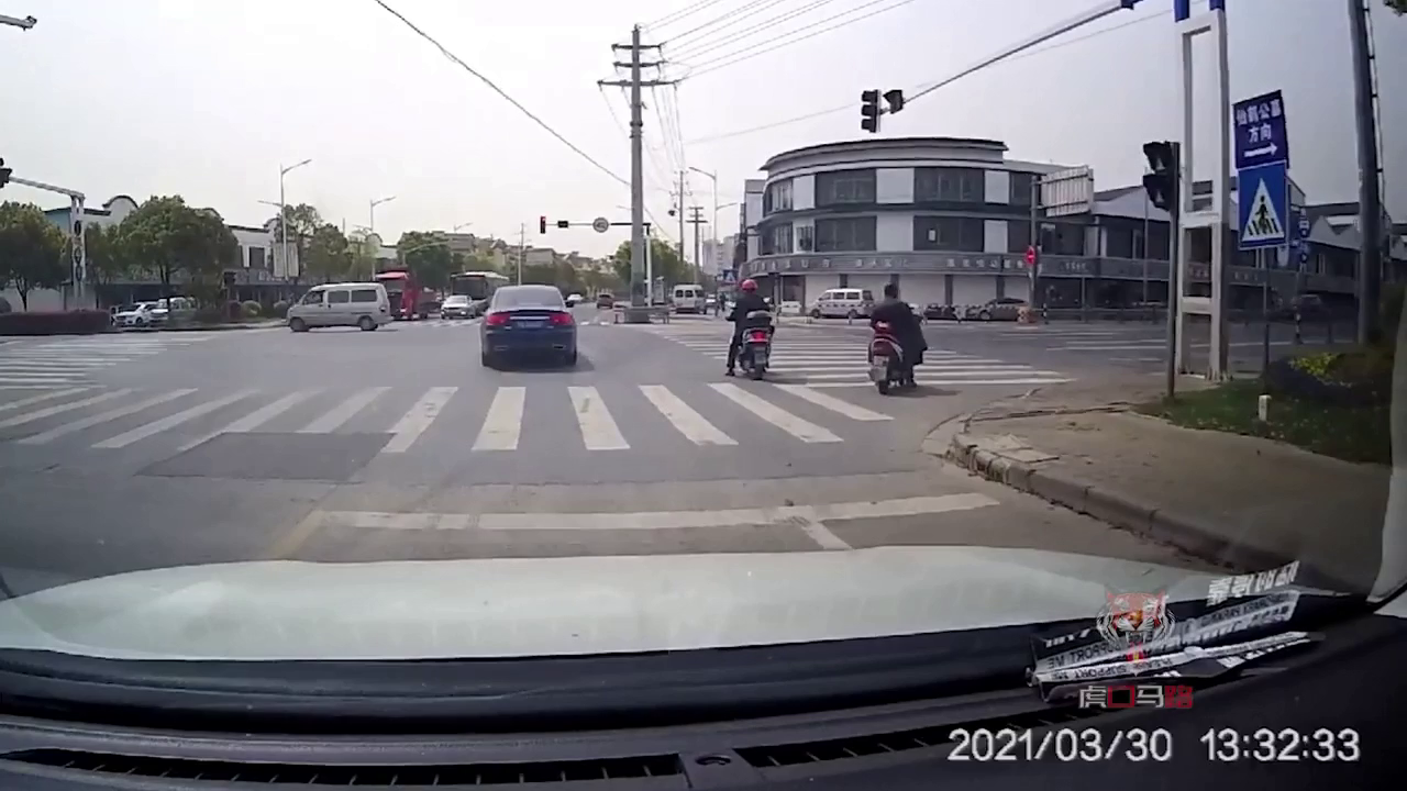 Top Objects_falling Datasets and Models | Roboflow Universe