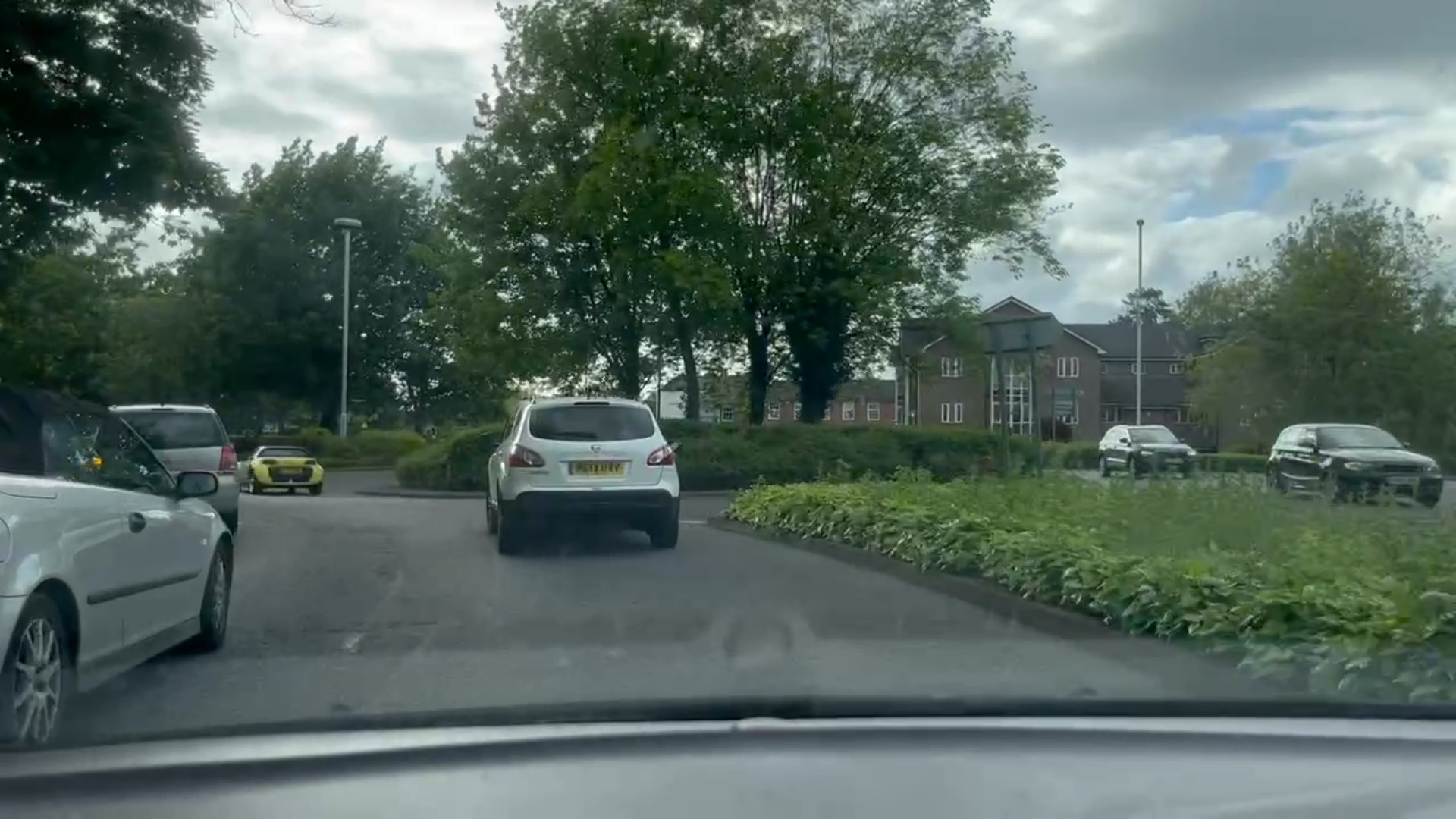 pothole Object Detection Dataset by pothole