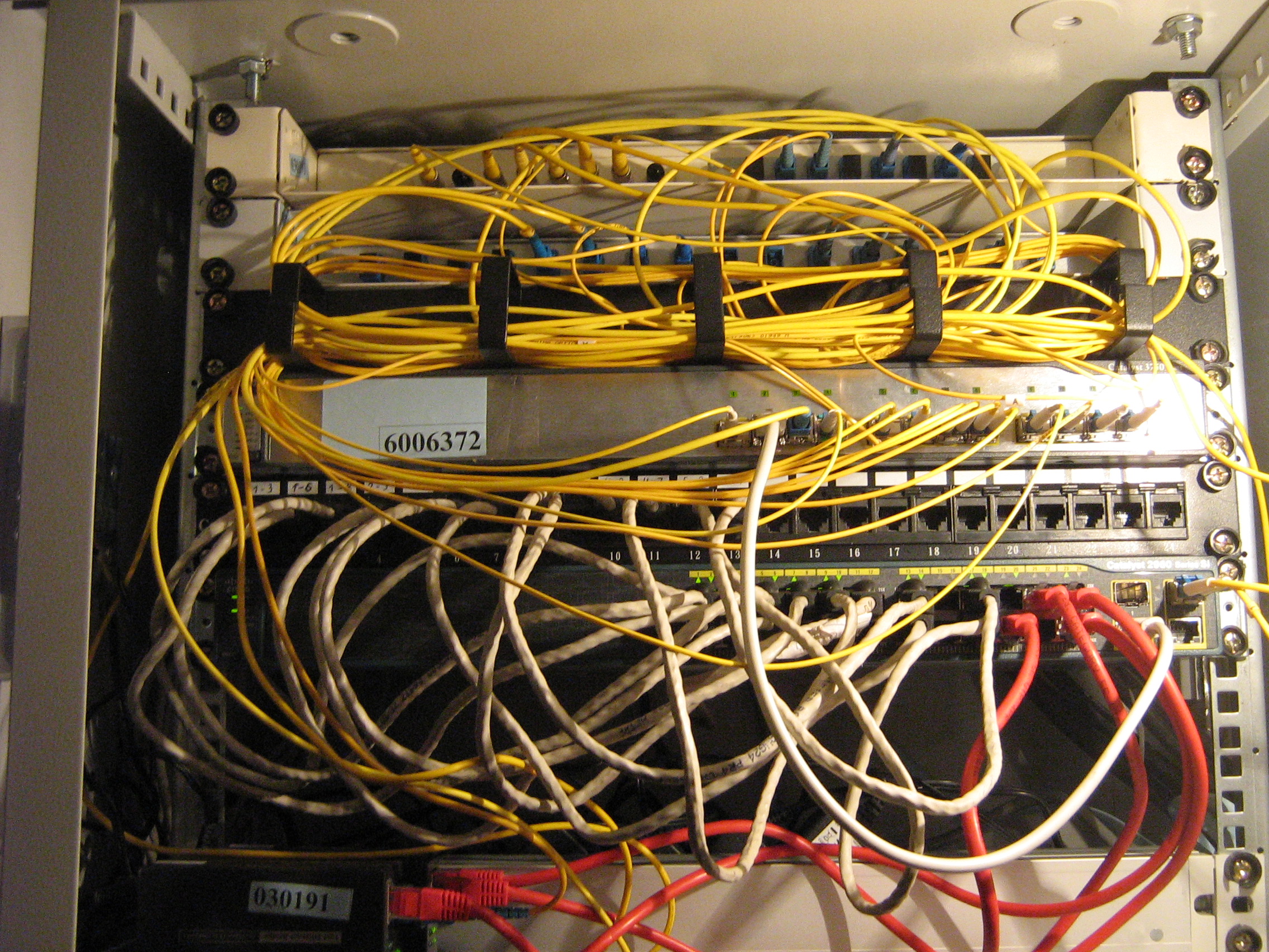 switch Object Detection Dataset and Pre-Trained Model by project-h9dtr