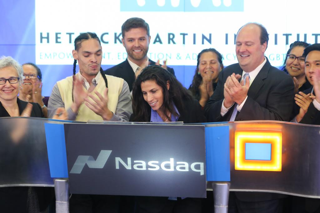 man-woman-y5 Object Detection Dataset by yolo mw