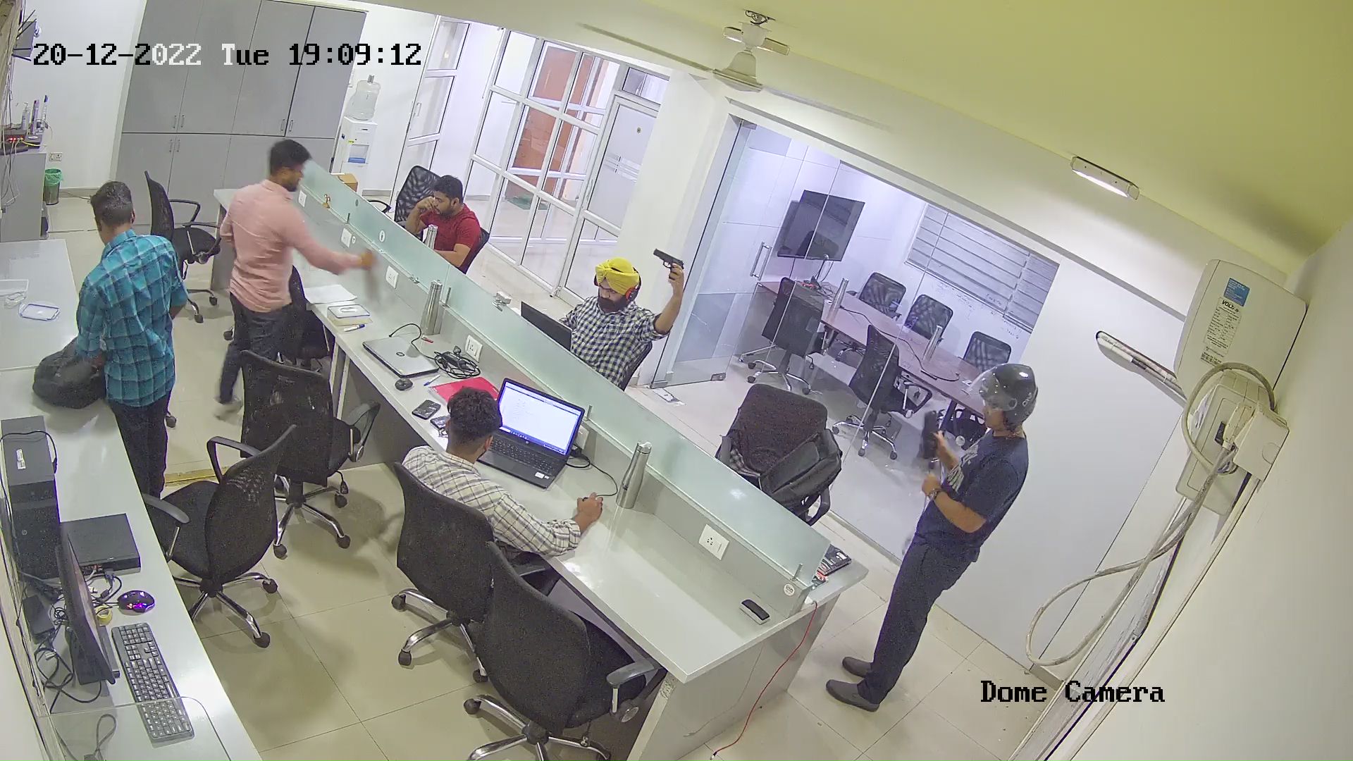 Handgun-Detection Object Detection Dataset by knowledgeflex