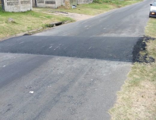 Speed&Unmarked Bumps Instance Segmentation Dataset by QU