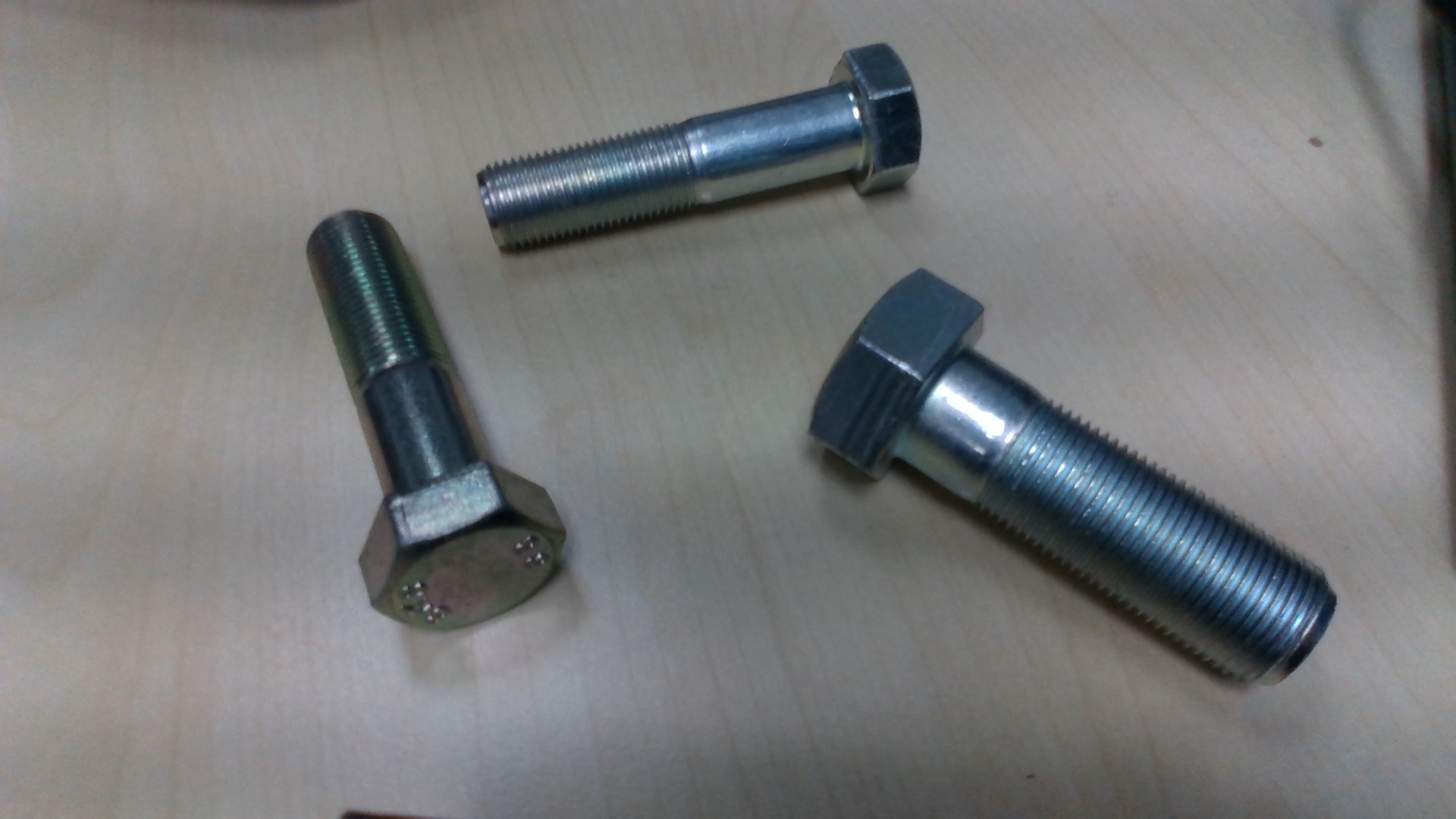 Bolt Detection Poly Object Detection Dataset And Pre Trained Model By Ratchapol Amornpan