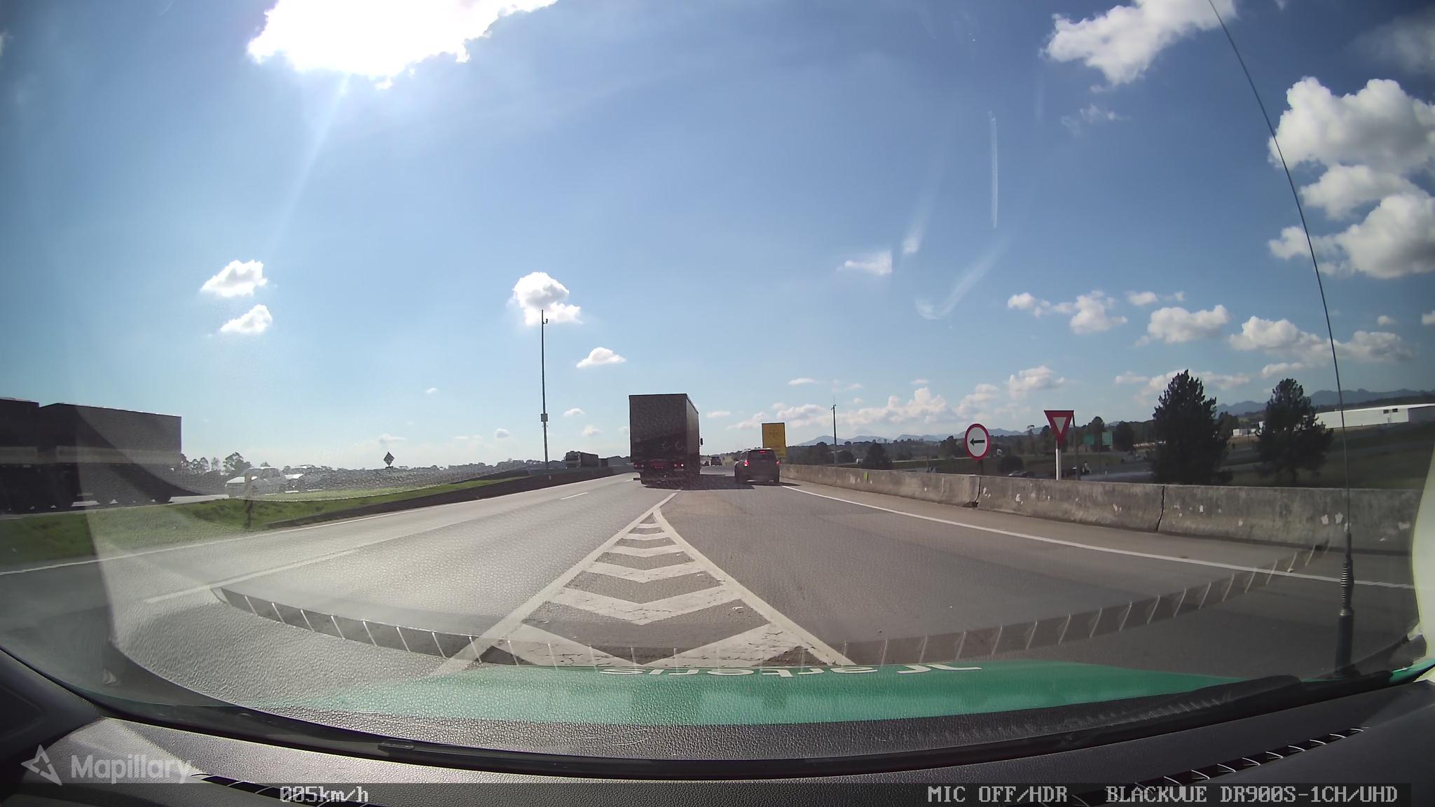 normal-brazilian-traffic-signs Object Detection Dataset and Pre-Trained ...