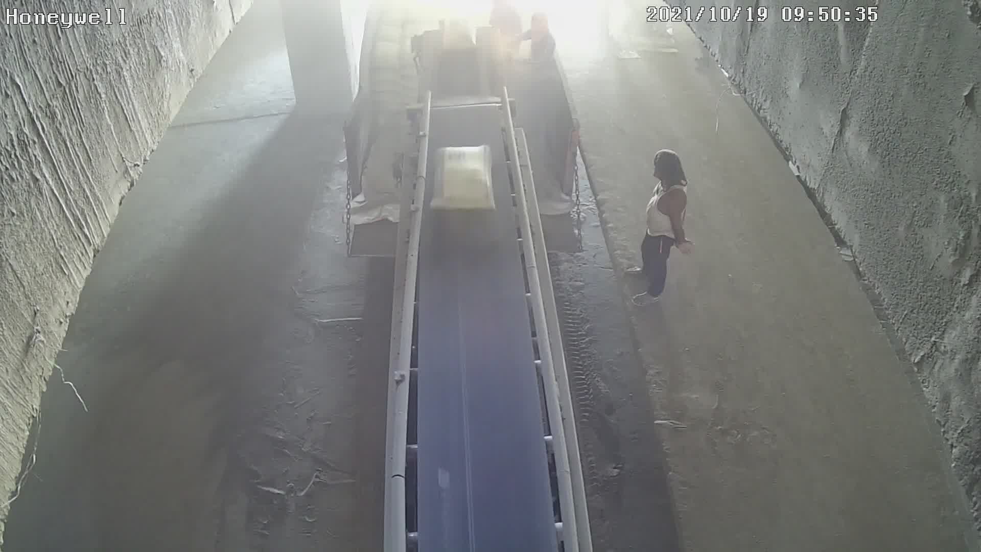 Cement_Bag_count Object Detection Dataset by BagCounting