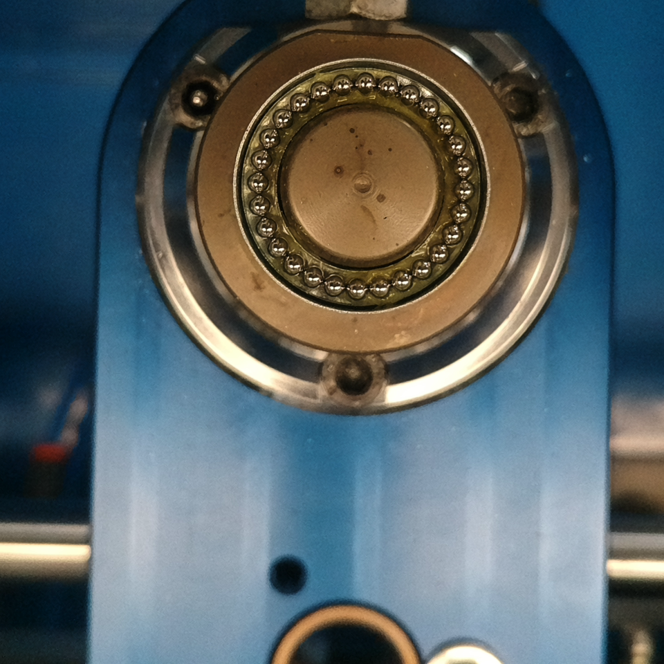 Balls of ball bearings Object Detection Dataset by Riccardo Cavazzana