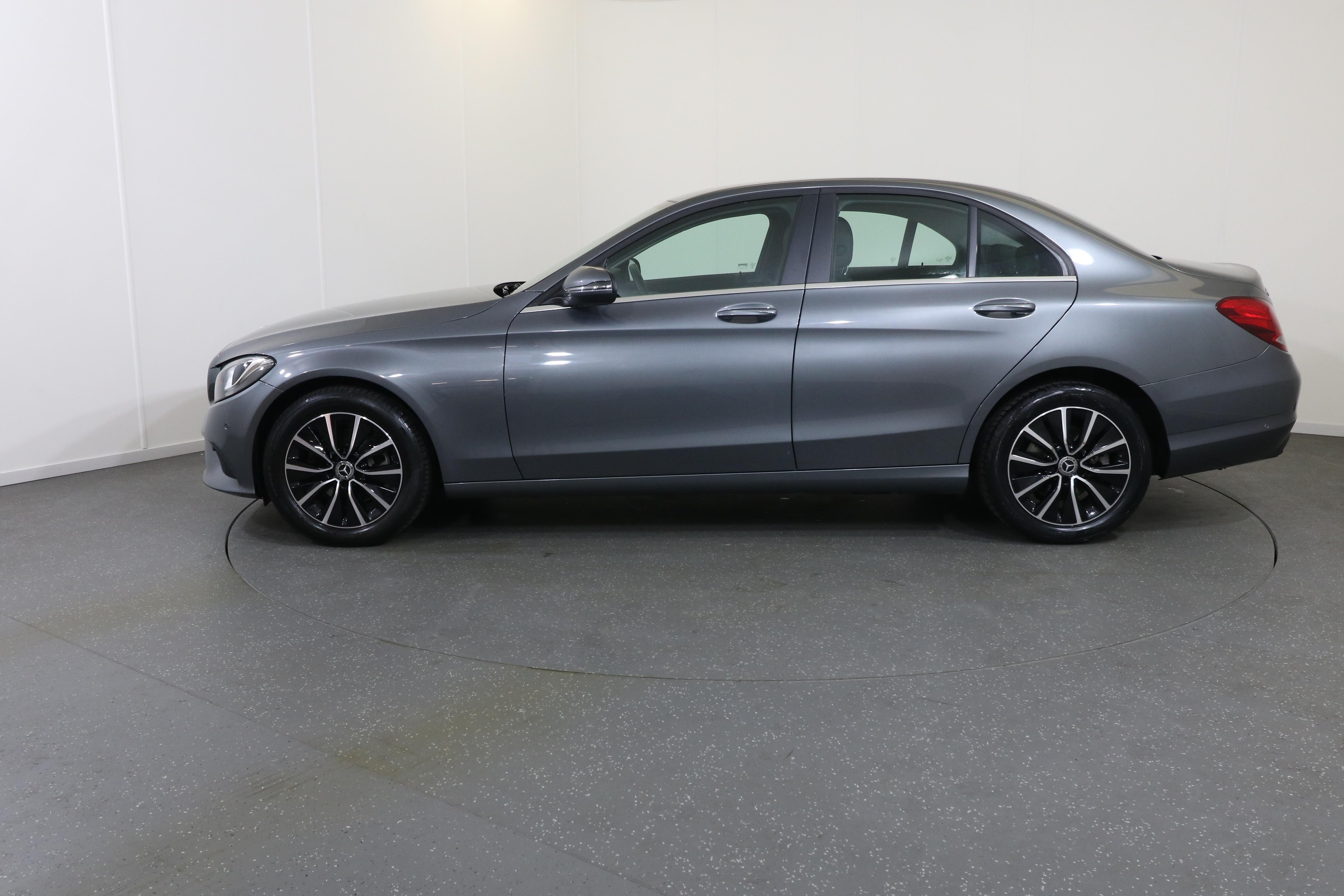 windowreflection Object Detection Dataset by devender