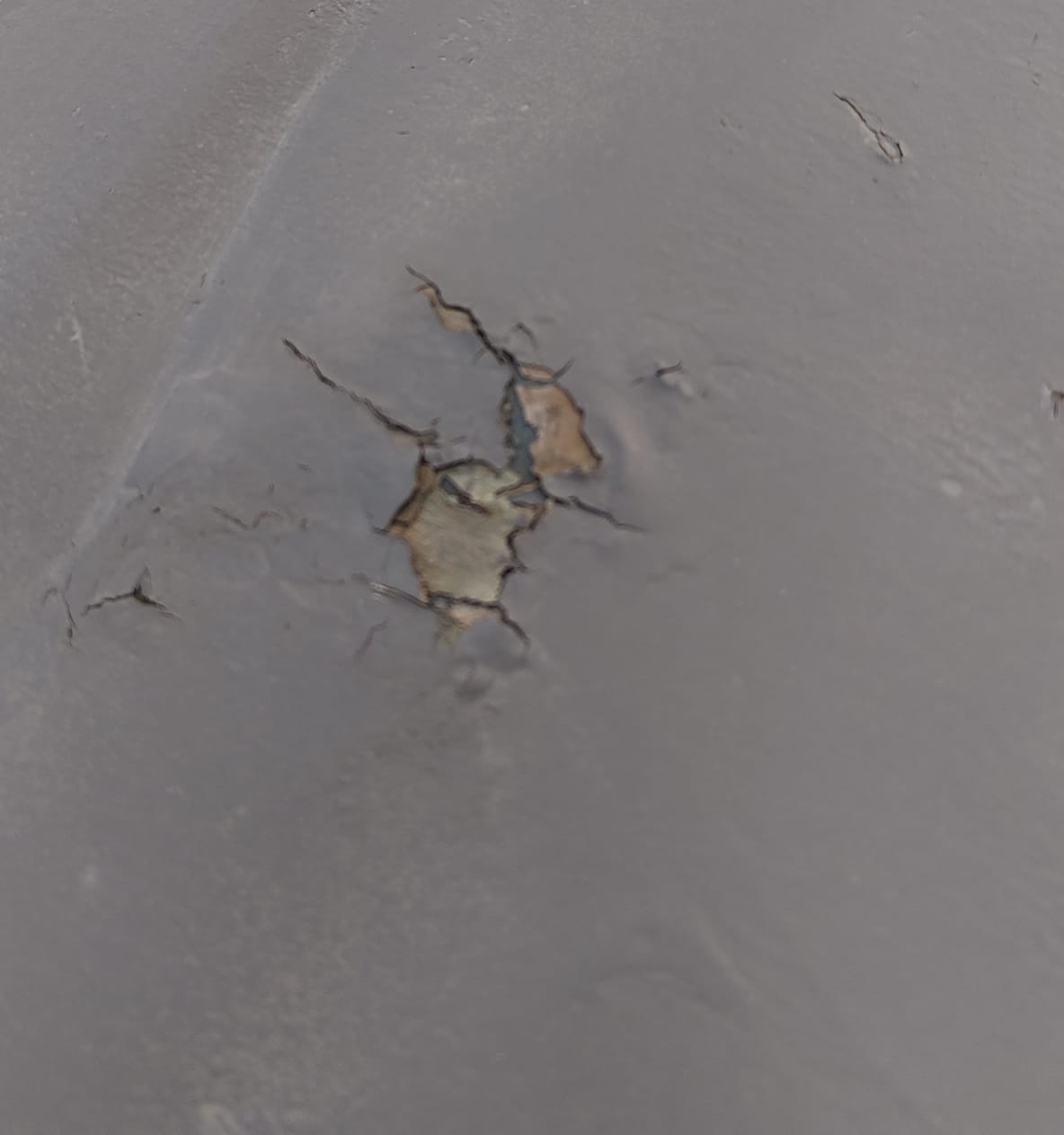 Crack Detection (crack-detection-752fo) - Roboflow Universe