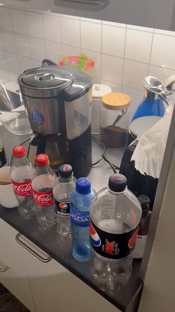 Soft-drink-products Object Detection Dataset and Pre-Trained Model by Robotic Engineering