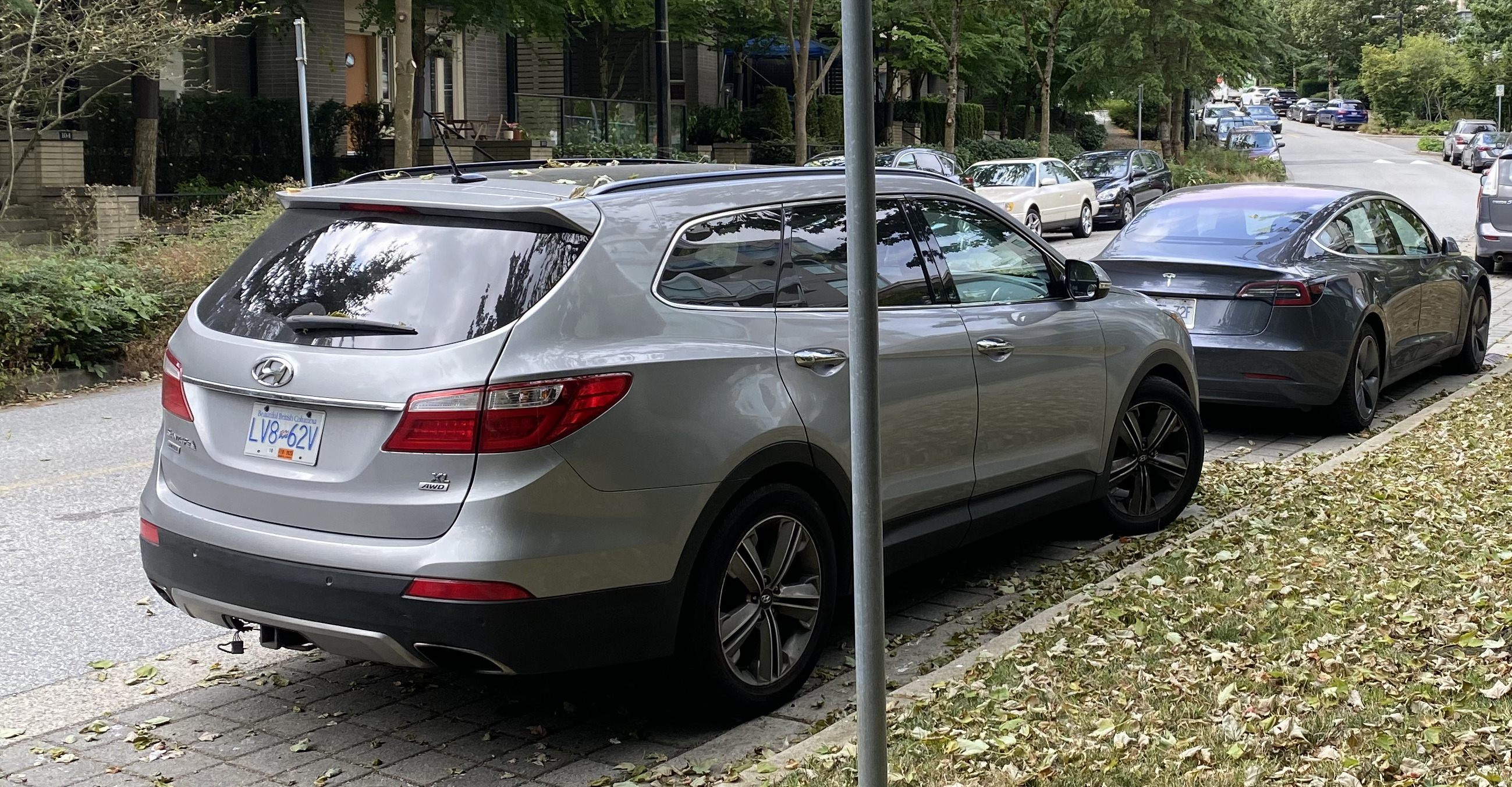 License Plate Detection Using Synthetic Data Object Detection Dataset