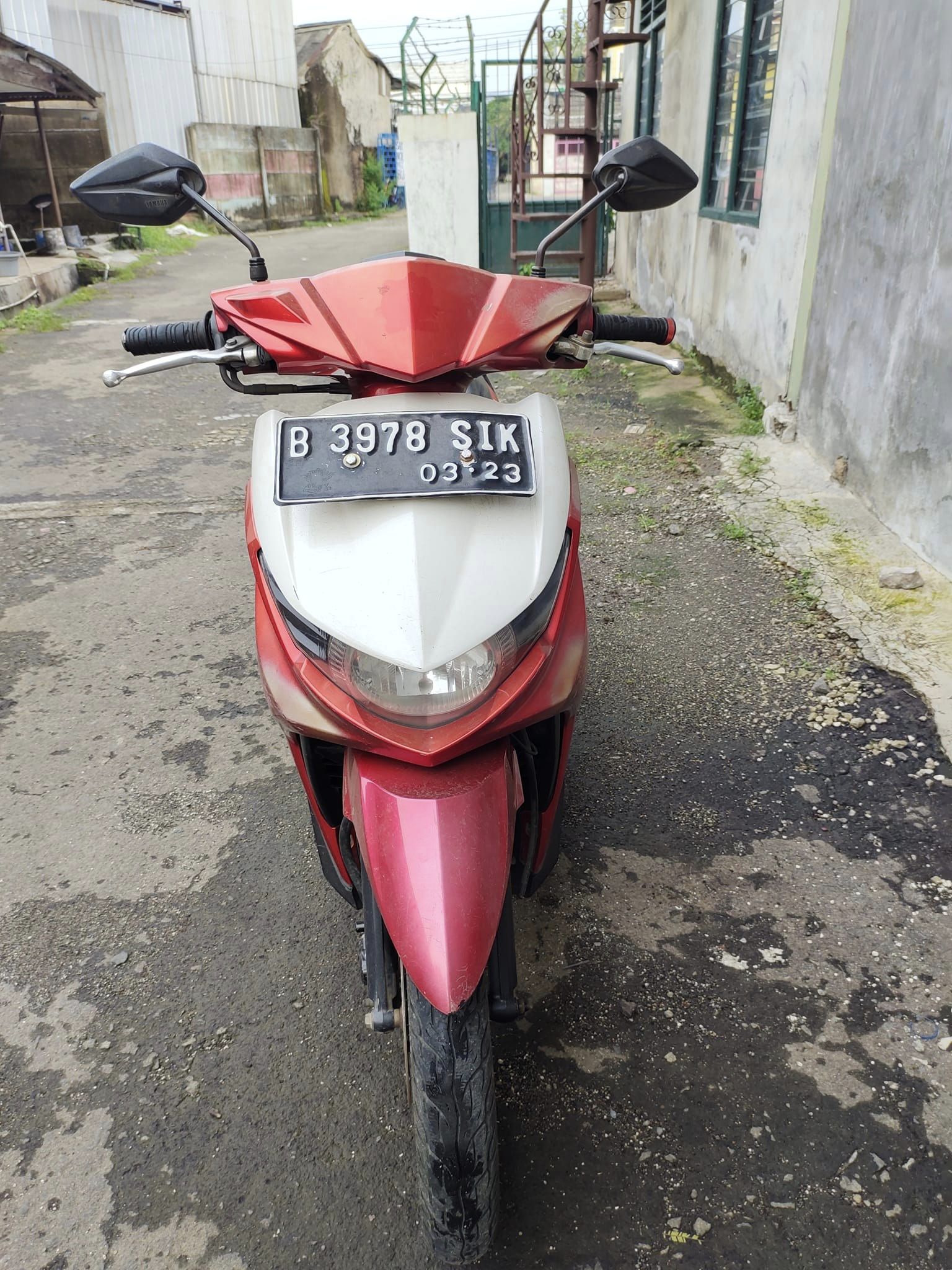 plat-motor Object Detection Dataset and Pre-Trained Model by antonius