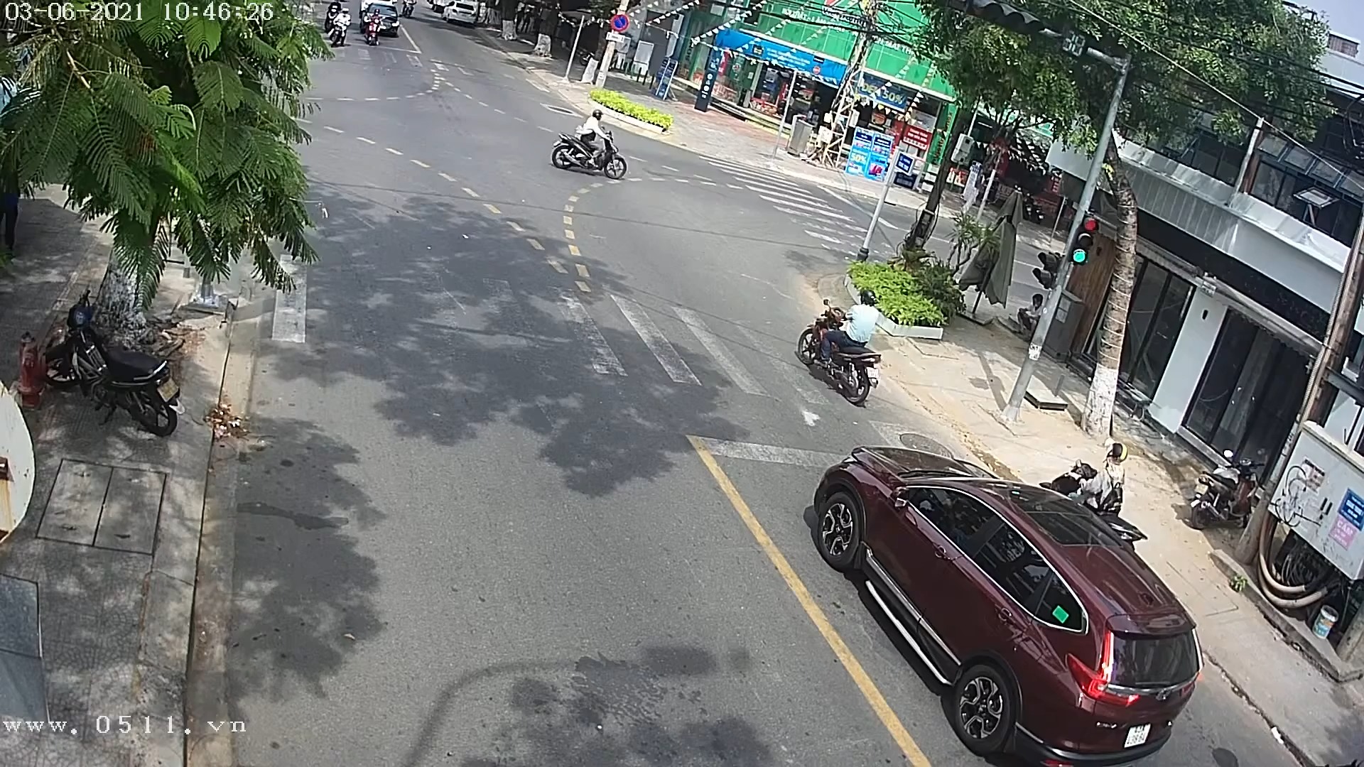 Traffic Objects Object Detection Dataset by Nota Bota