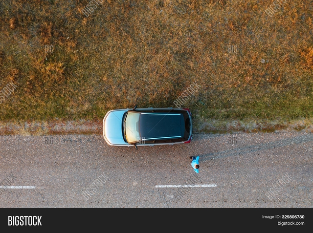 cars Instance Segmentation Dataset and Pre-Trained Model by akmalasraf