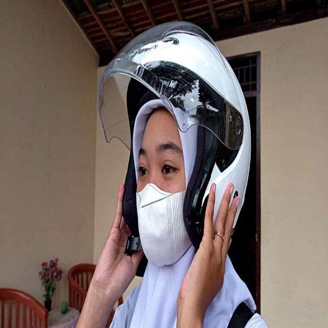 Helmet Detection Object Detection Dataset And Pre Trained Model By Sravani