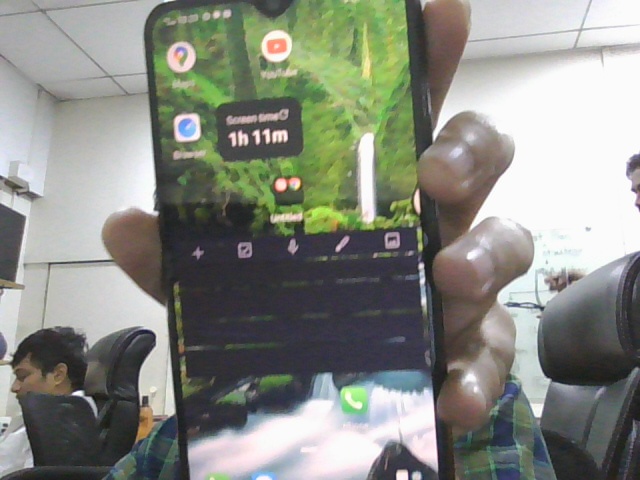 Smartphone-detectation Object Detection Dataset and Pre-Trained Model ...