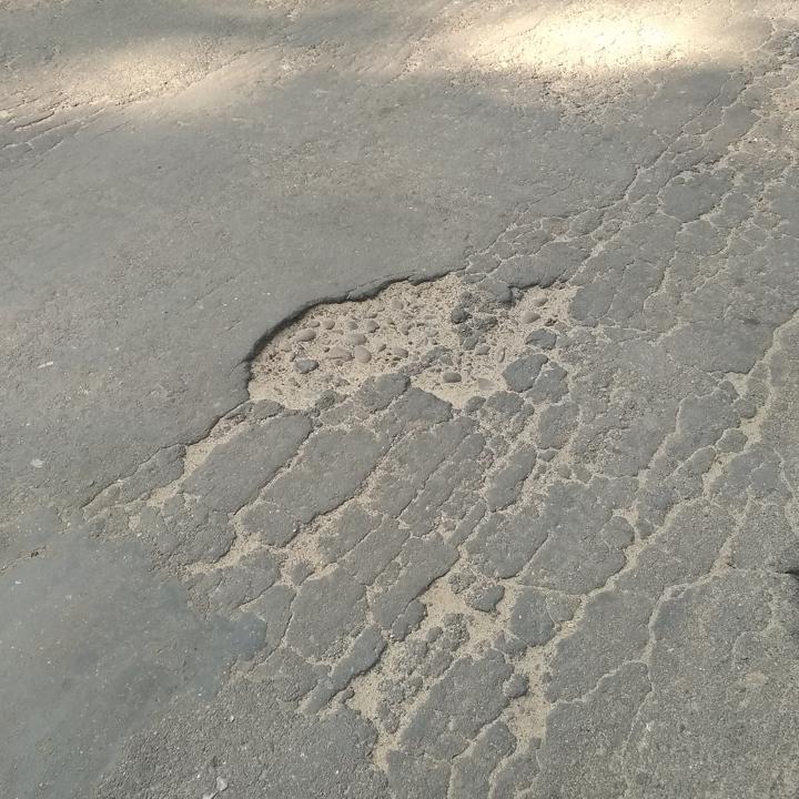 How to Use the Pothole detection using YOLOv5 Object Detection API