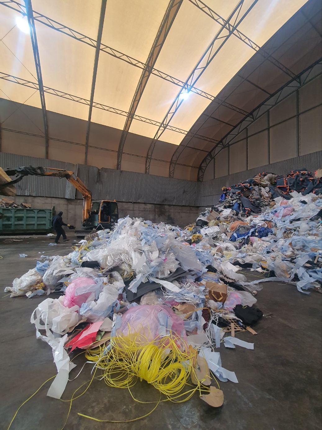 Trash Detection Instance Segmentation Dataset by workspace1