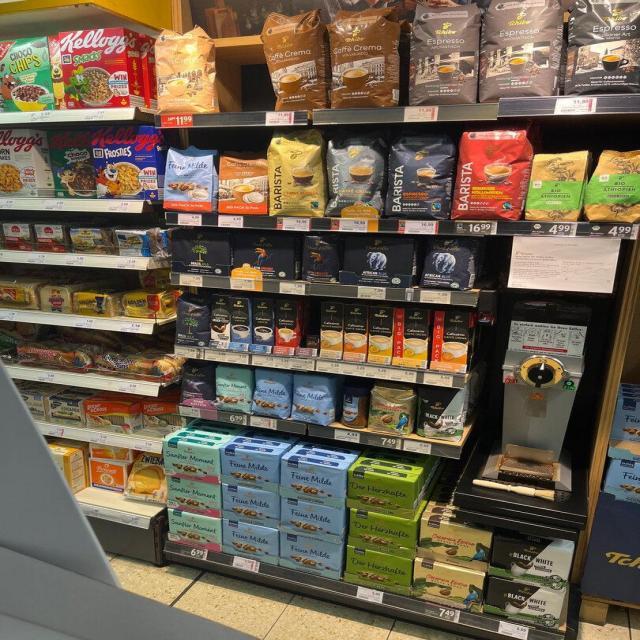 shelf-product Object Detection Dataset and Pre-Trained Model by Roboflow