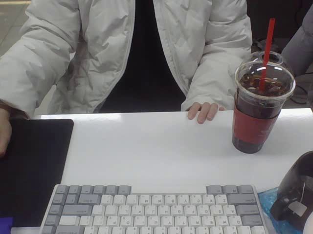 How to Use the trash on desk Object Detection API