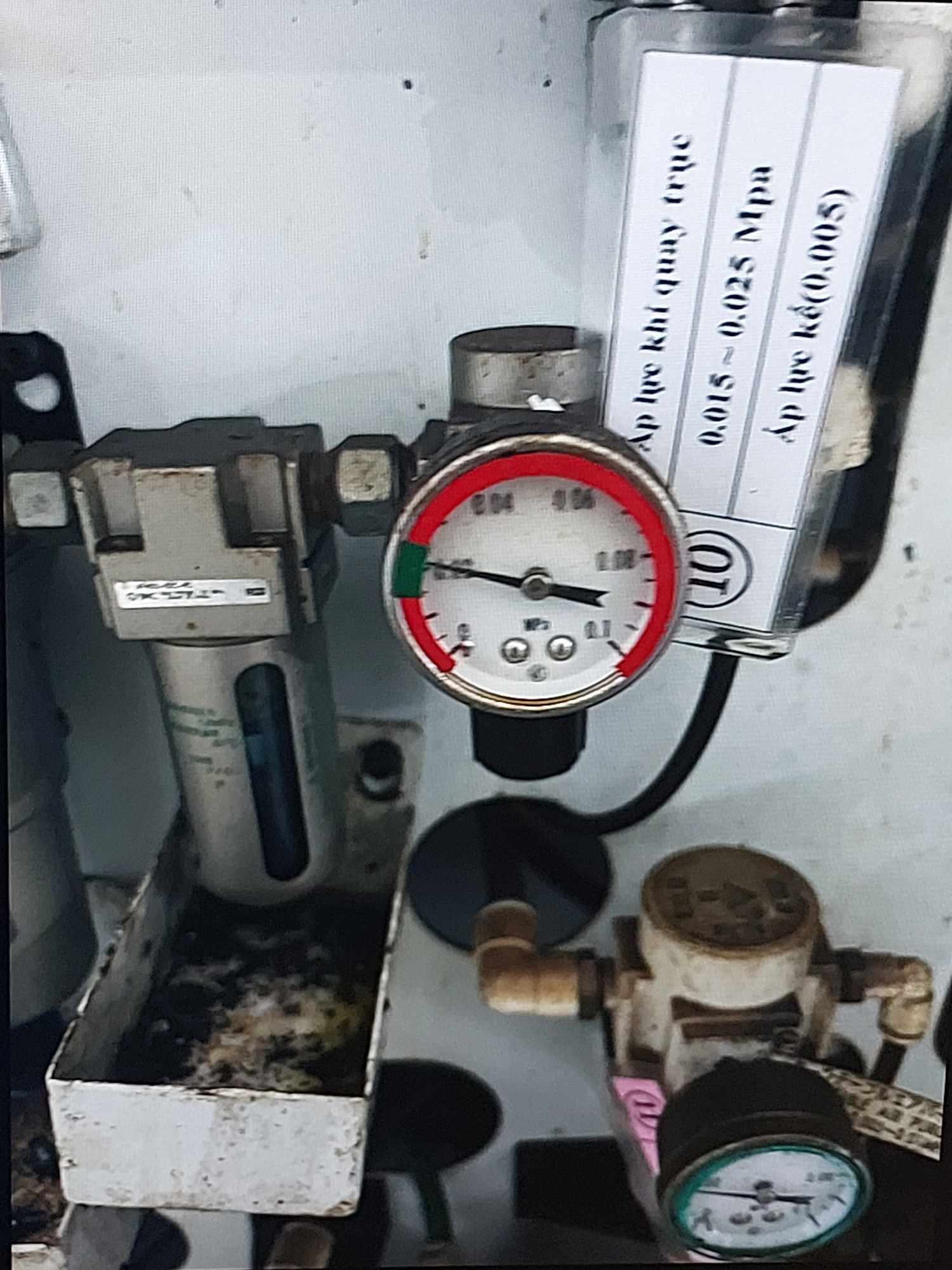 air_compressor_clock Object Detection Dataset by HaNoi University of Science and Technology