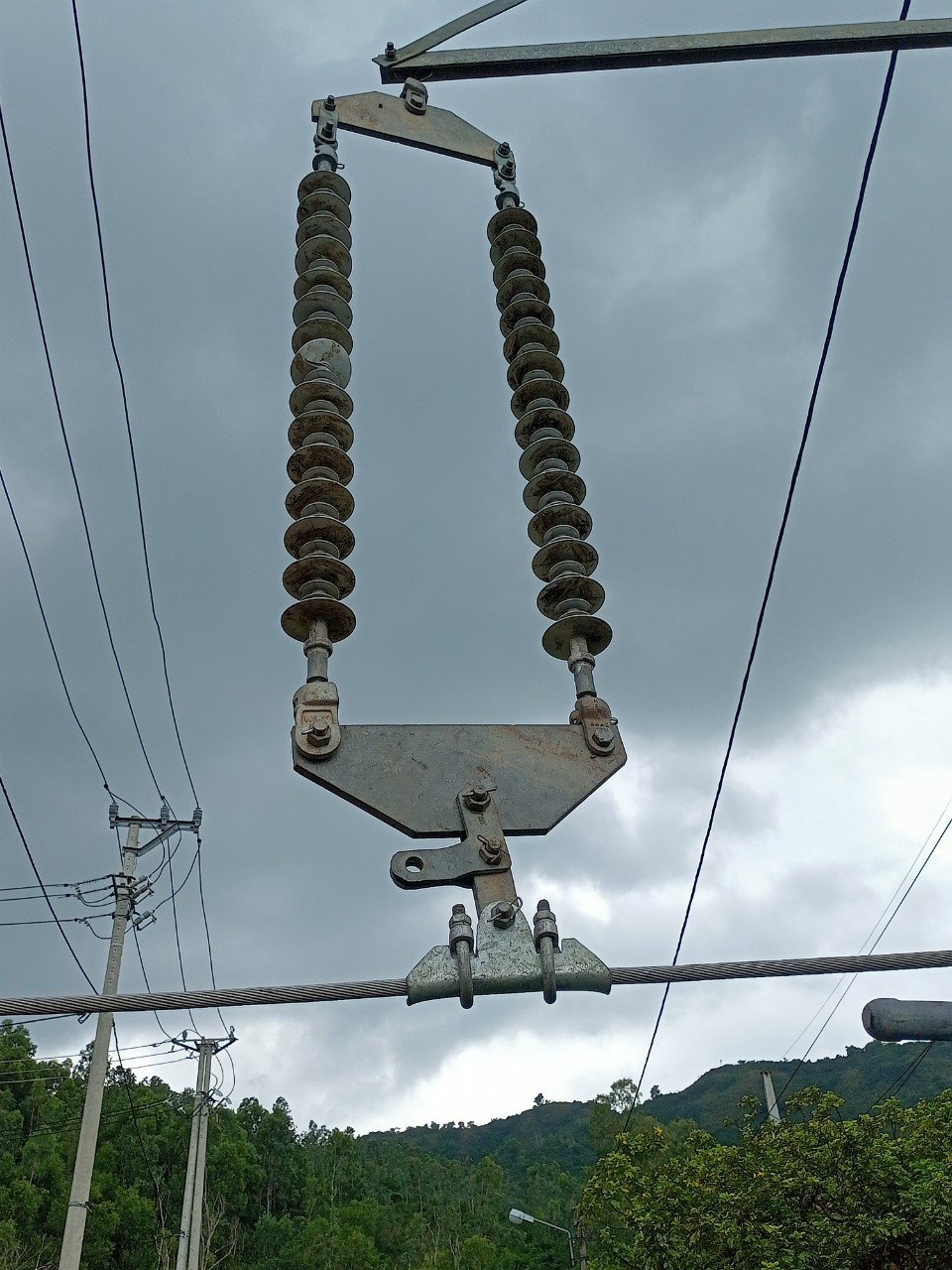 110kV_NDTT_Cách điện Polymer bị rách Object Detection Dataset by PhuYenPC