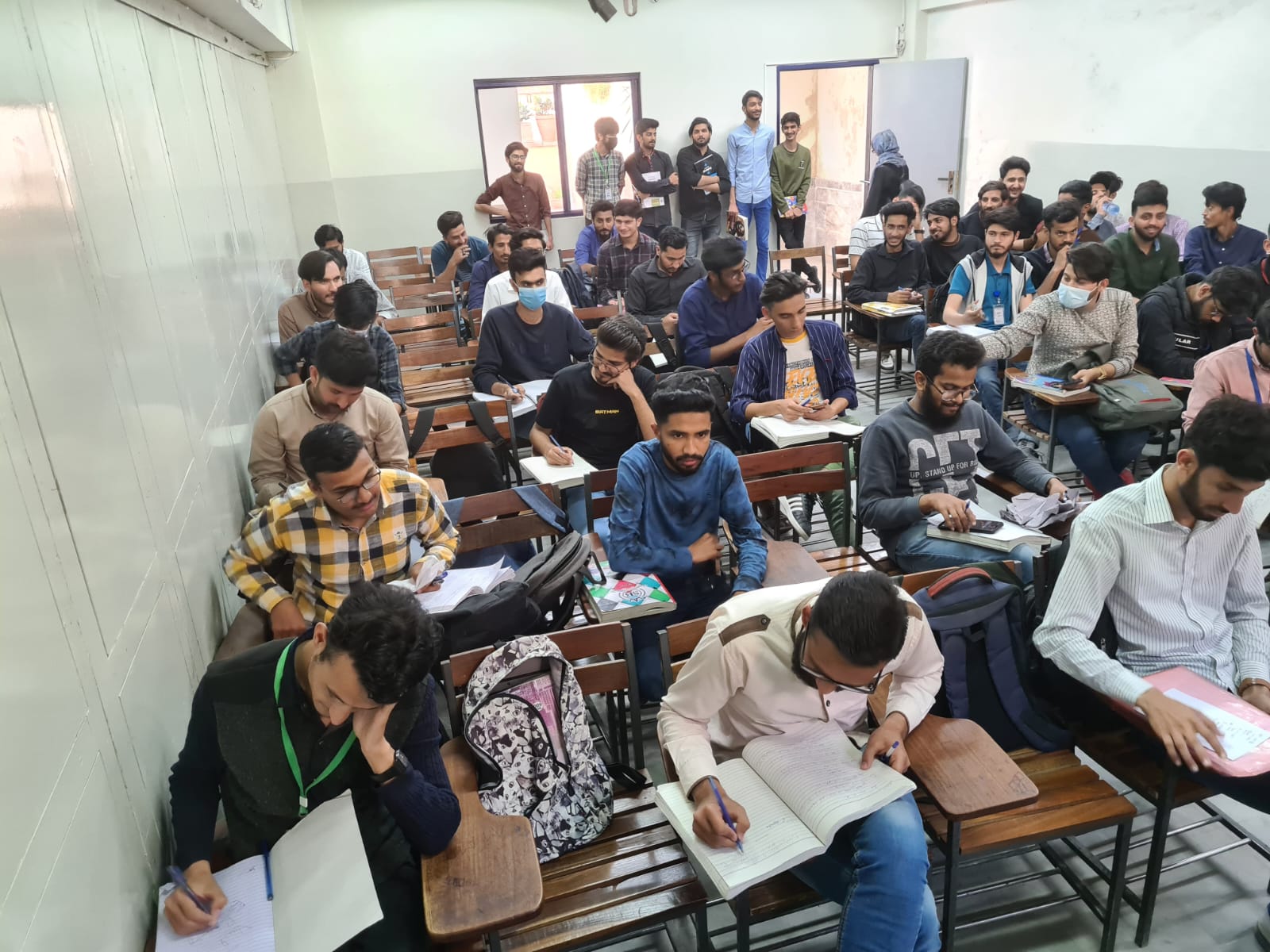 Classrom assistance - Roboflow Universe