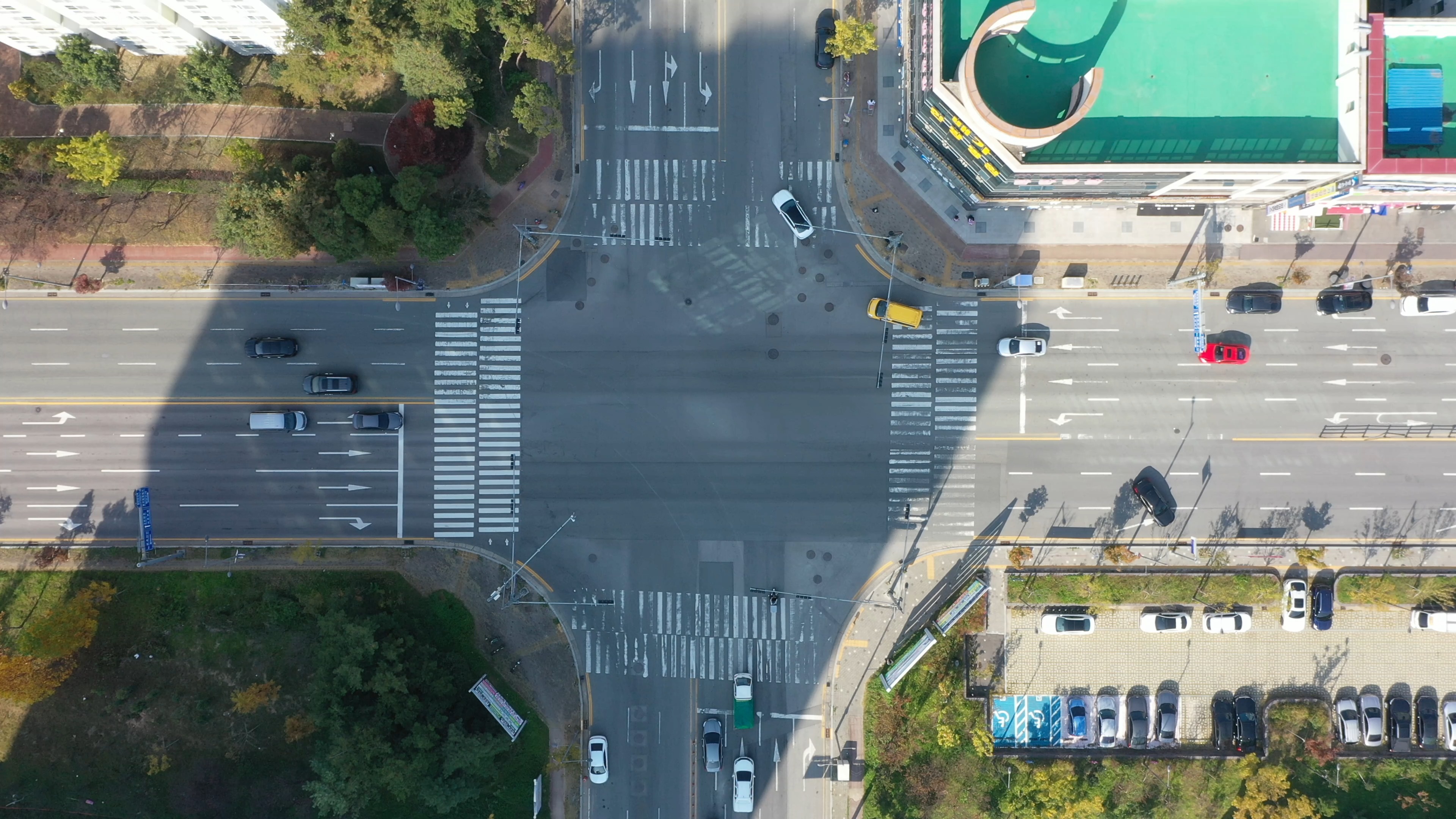 How to Use the Center_of_intersection Object Detection API