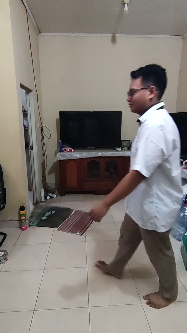 Human Action Recognition 2000 Object Detection Dataset and Pre-Trained Model by skripsi