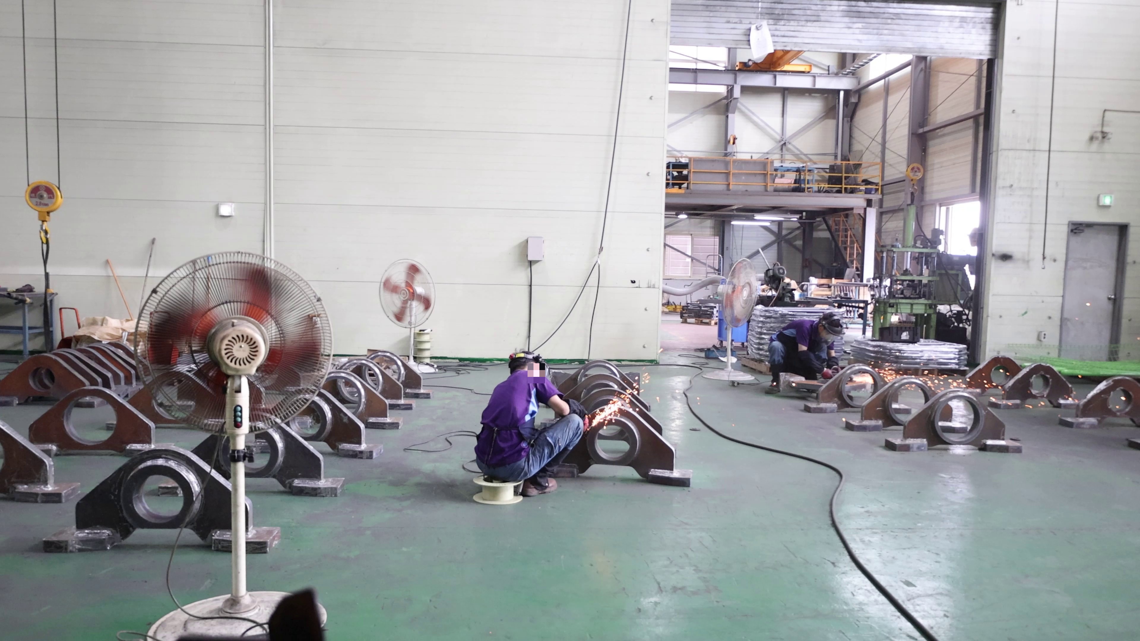 worker Object Detection Dataset by school