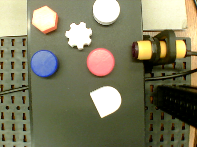 Part_Picking Object Detection Dataset by MichaelVallaro