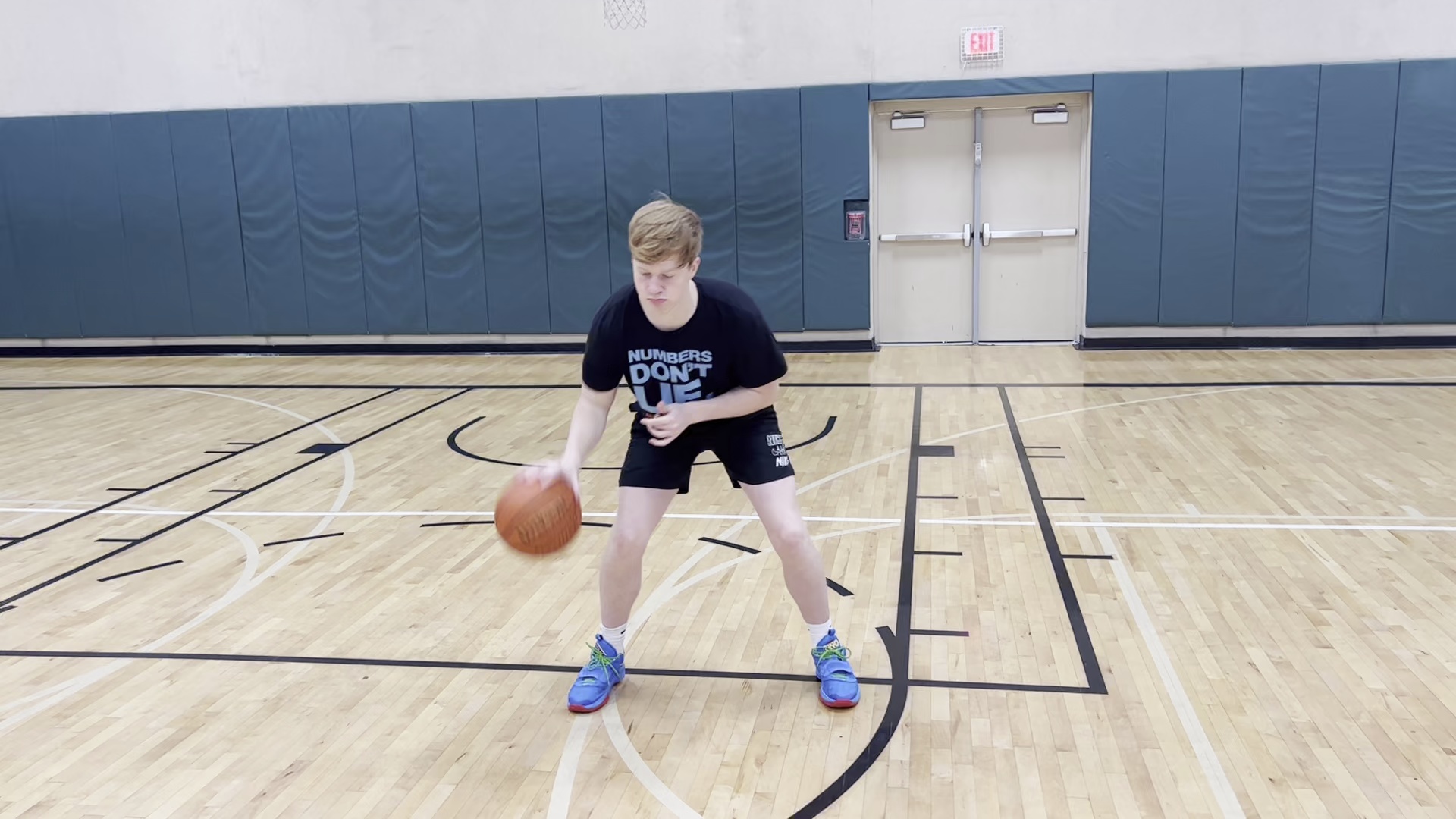 210 Crossovers Object Detection Dataset By Basketball Dribbling Sample