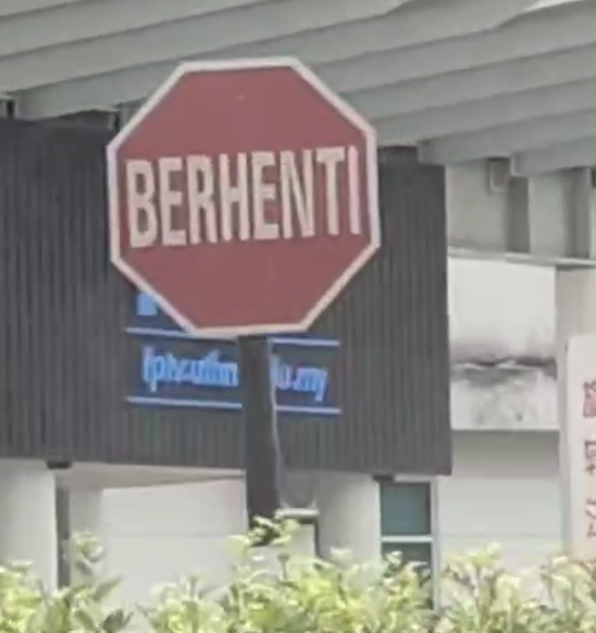 berhenti Object Detection Dataset by Stop Sign Detection