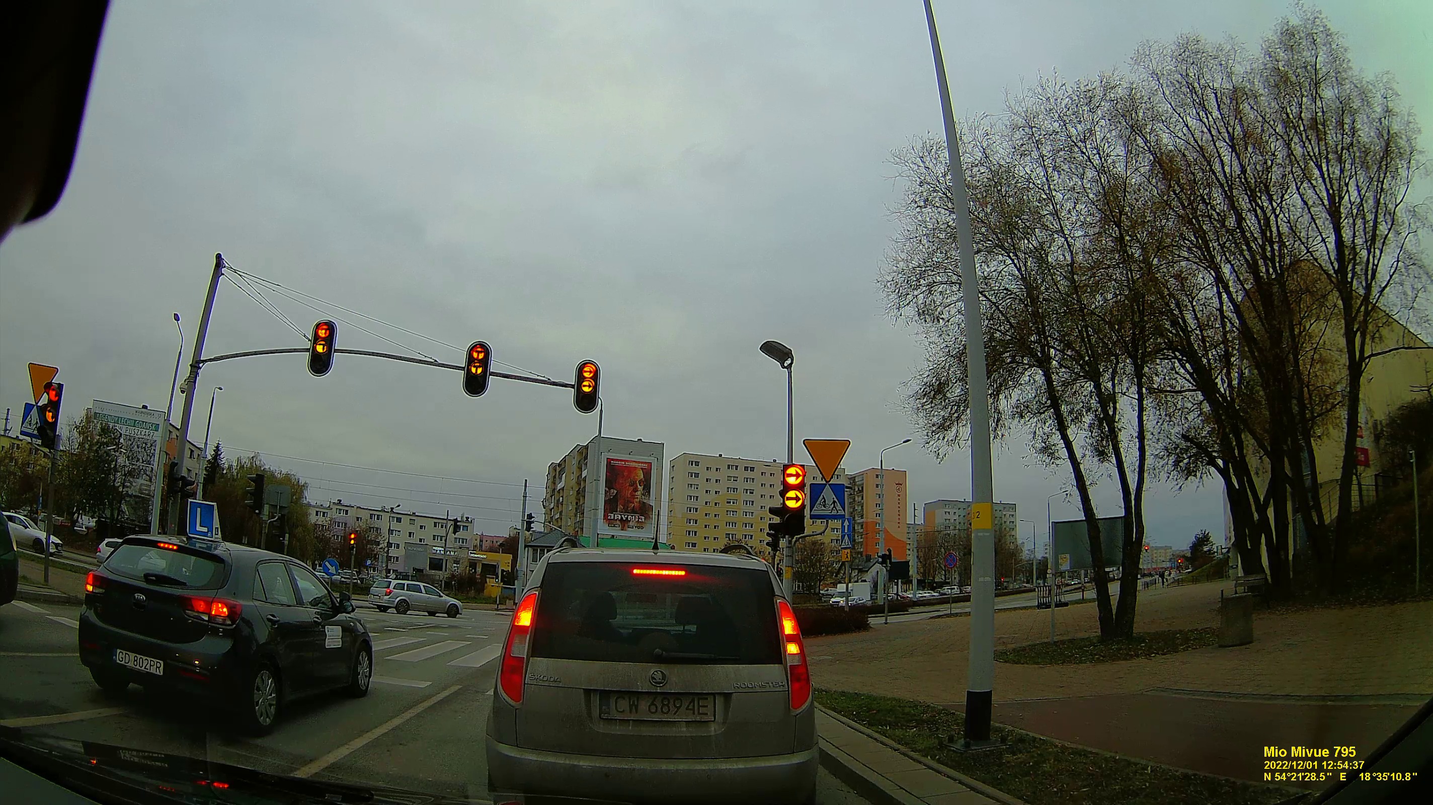 Horizontal road signs Instance Segmentation Dataset and Pre-Trained Model by Anna Winiewska