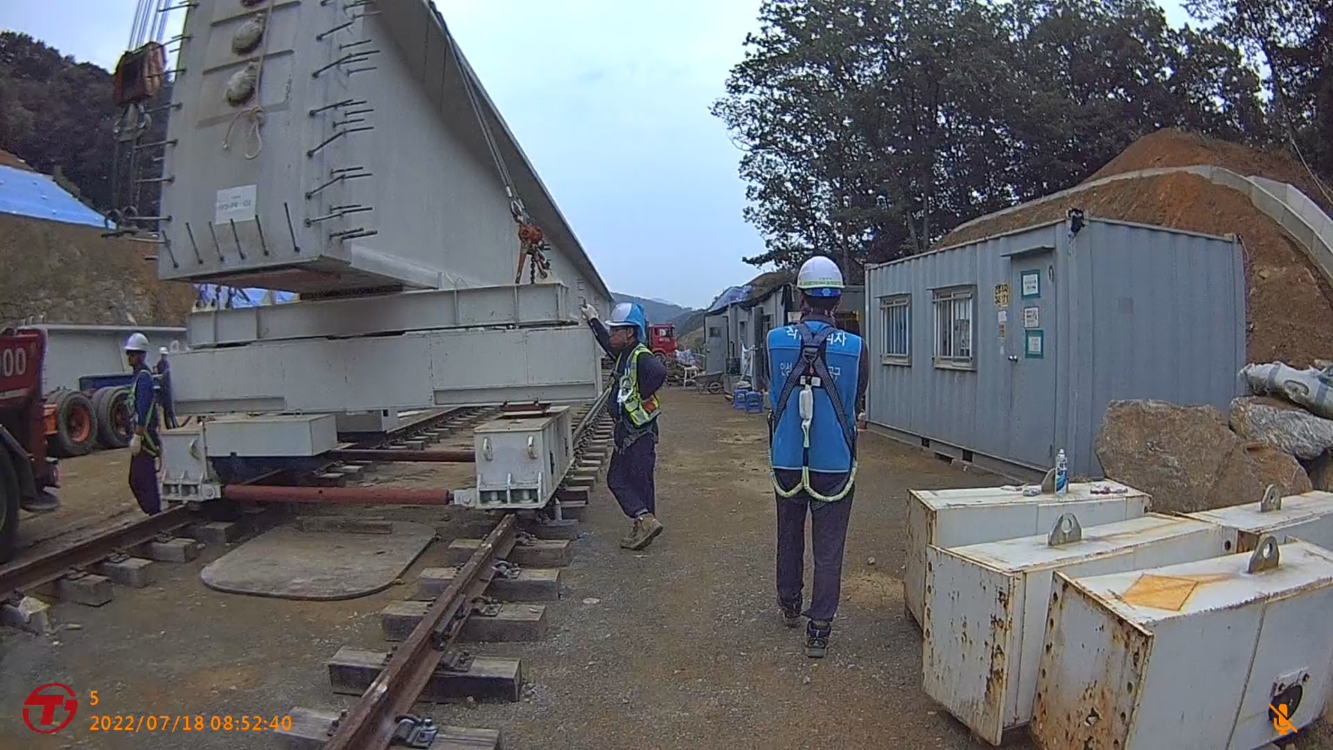 86 Object Detection Dataset by construction sites2