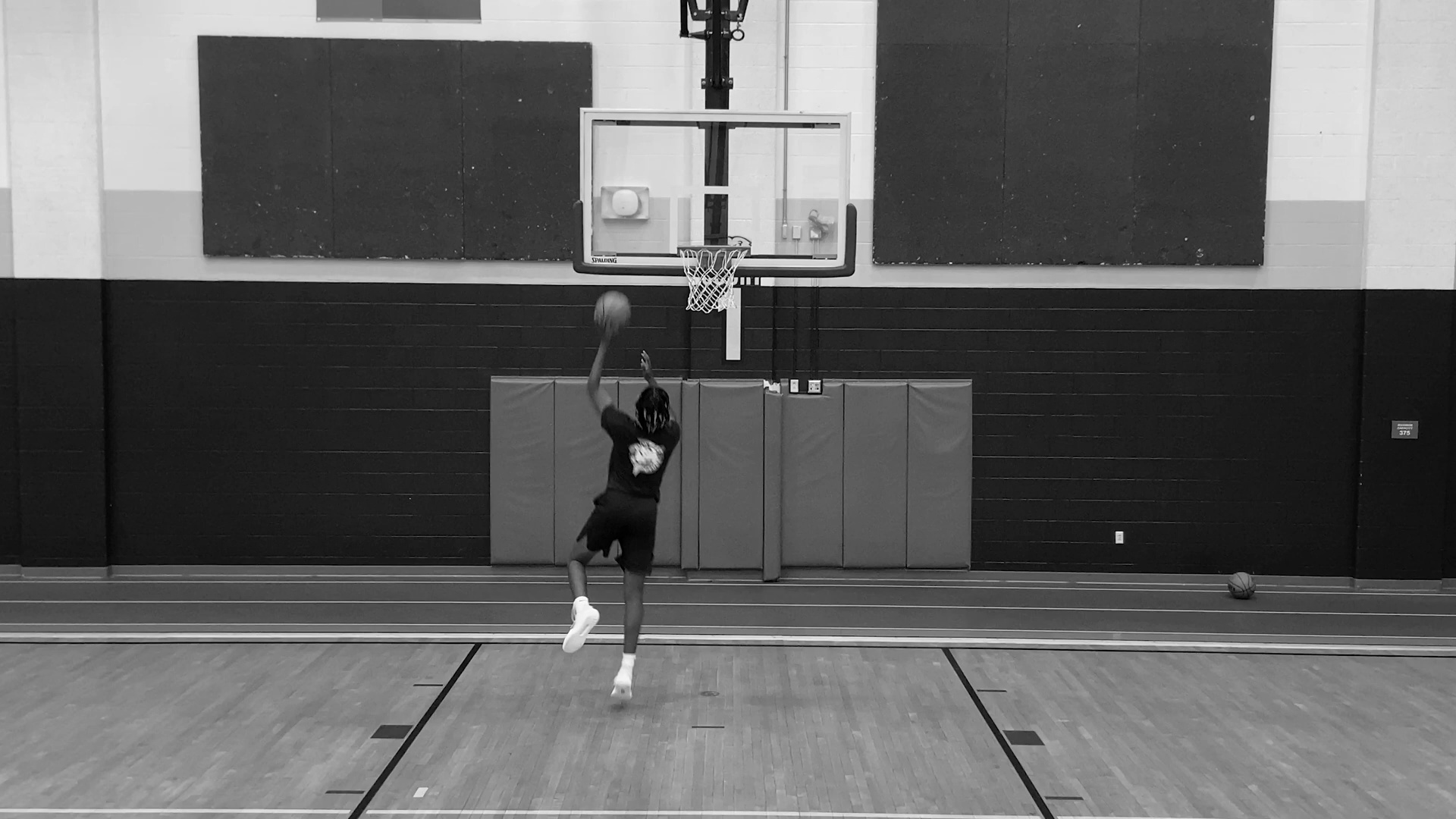 y2mate.com - 6 Layups Options for Basketball Practice or Drills_1080p ...