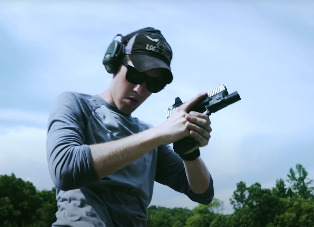 `Gun`,`Knife`,`Pistol` Object Detection Dataset by TestSetWeapon