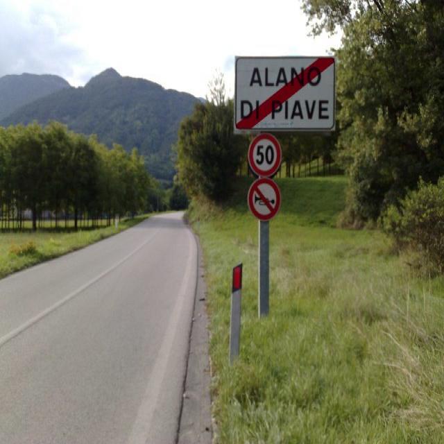 Urban sign barred pro Object Detection Dataset by Yolo project