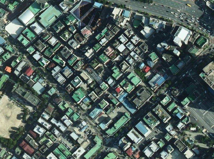 roofswithothers - Roboflow Universe