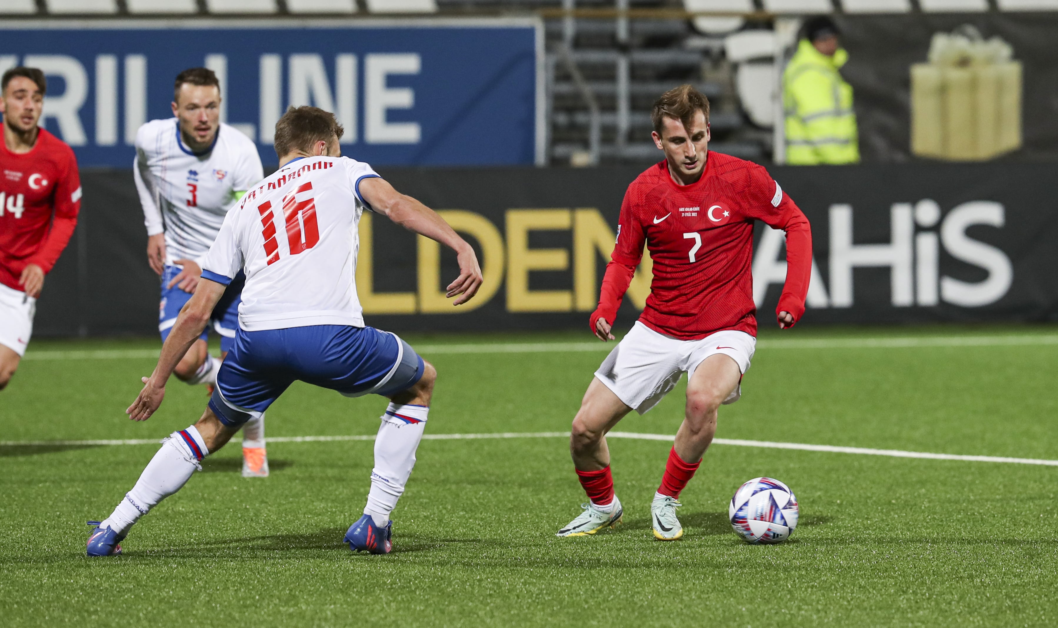 How to Use the futbol Object Detection API