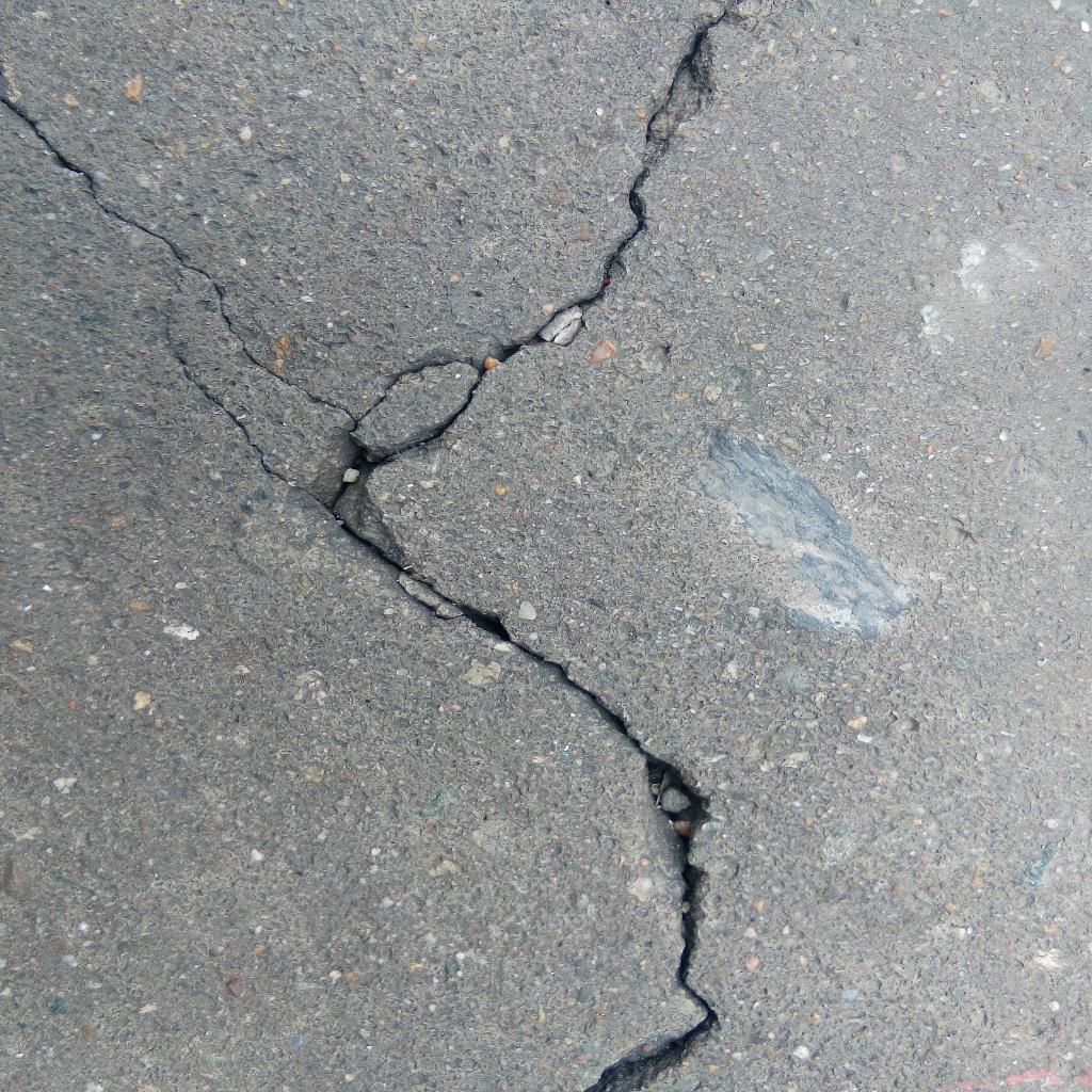 Bridge crack Object Detection Dataset and Pre-Trained Model by school