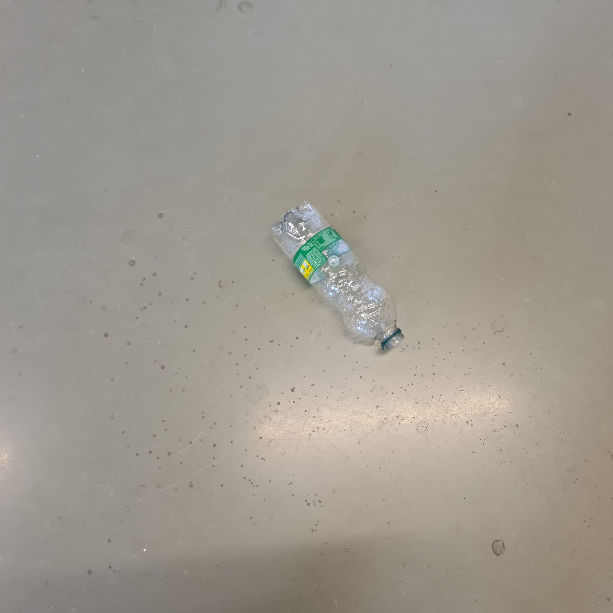 petfles Object Detection Dataset by Koen Meijer