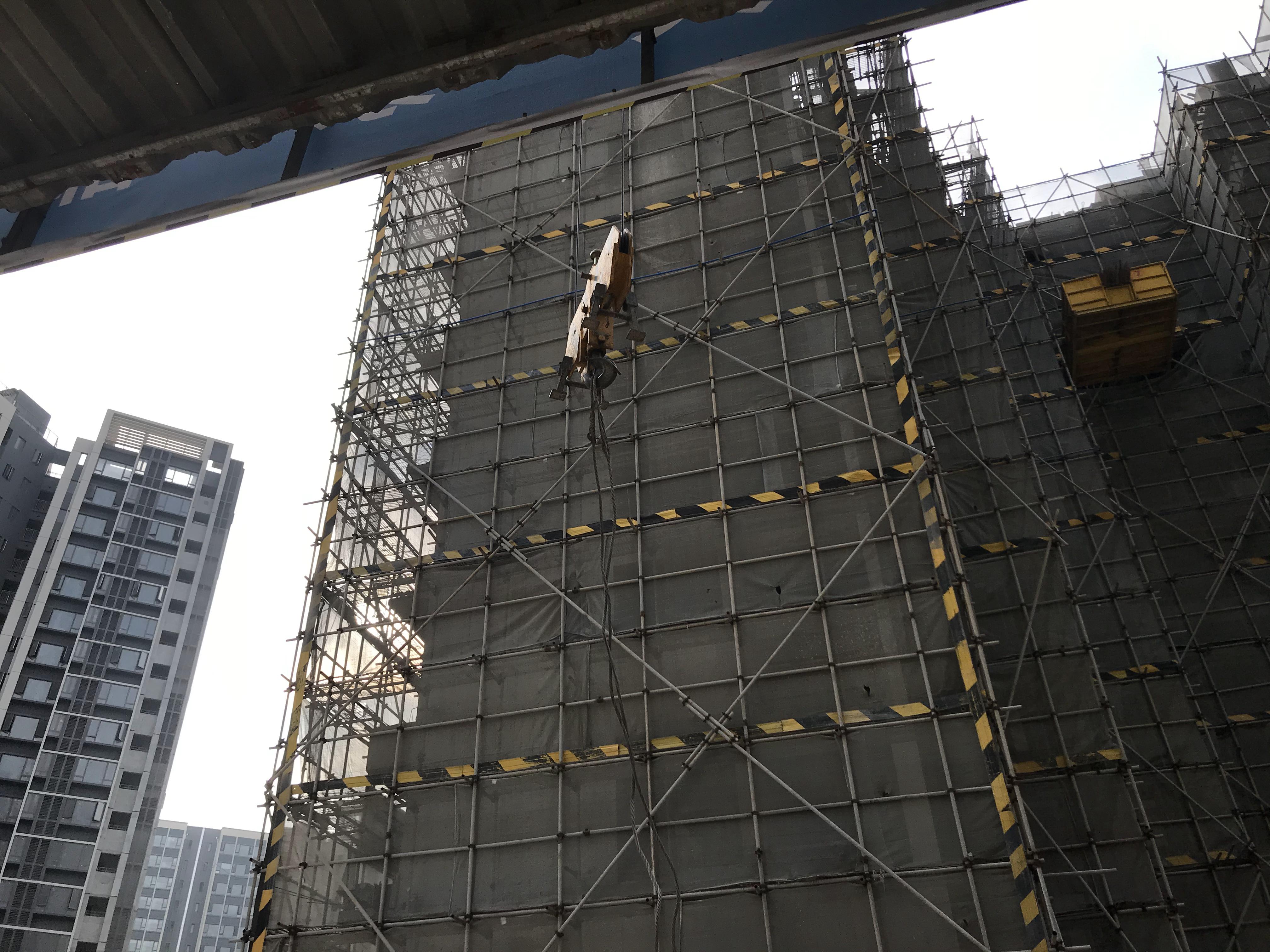 Construction Site Material Detection Object Detection Dataset by ff