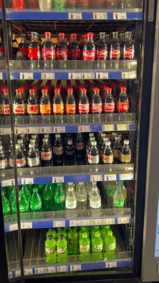 Retail Coolers Object Detection Dataset and Pre-Trained Model by Roboflow Universe Projects