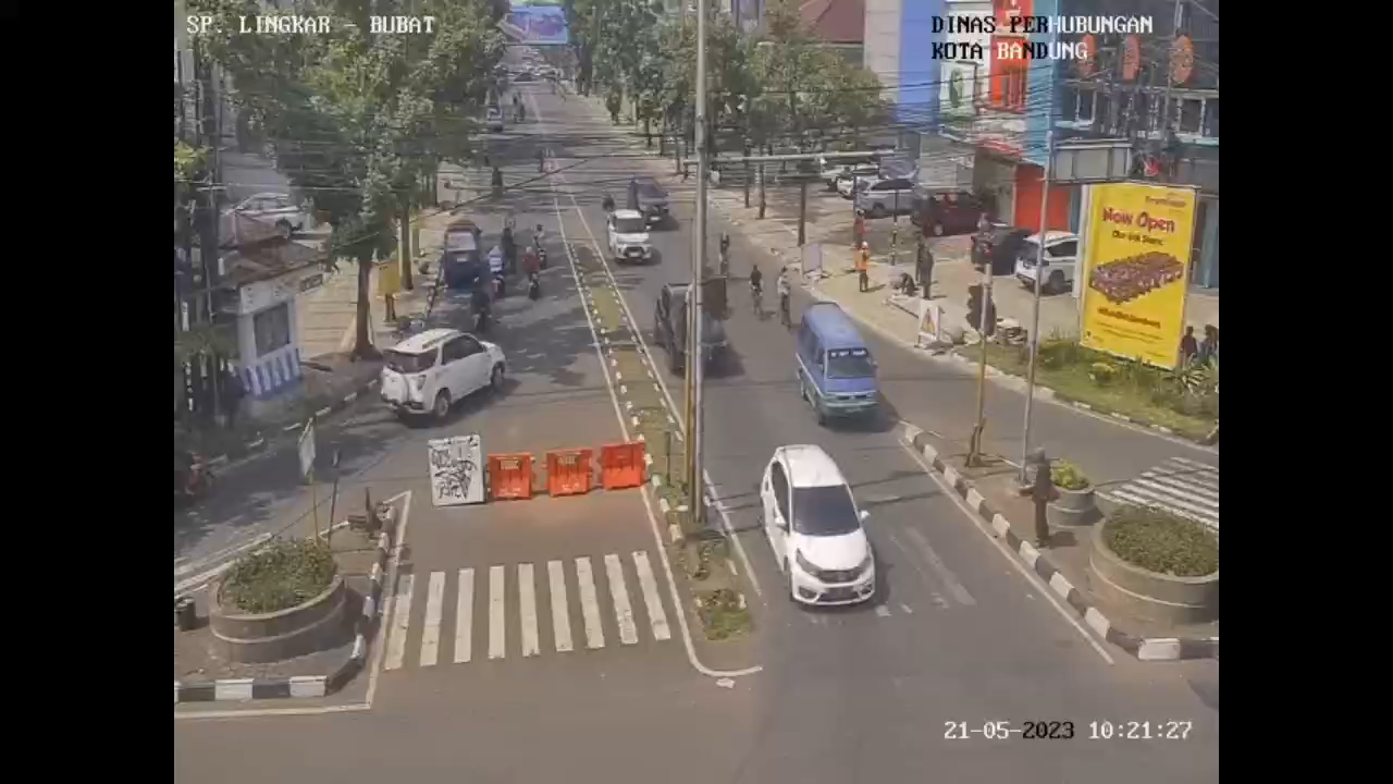 Crosswalk Vehicle Detection Object Detection Dataset By Private