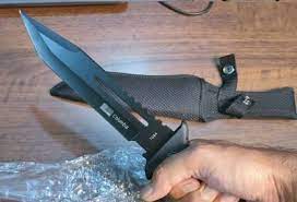 Knife Detection - Roboflow Universe