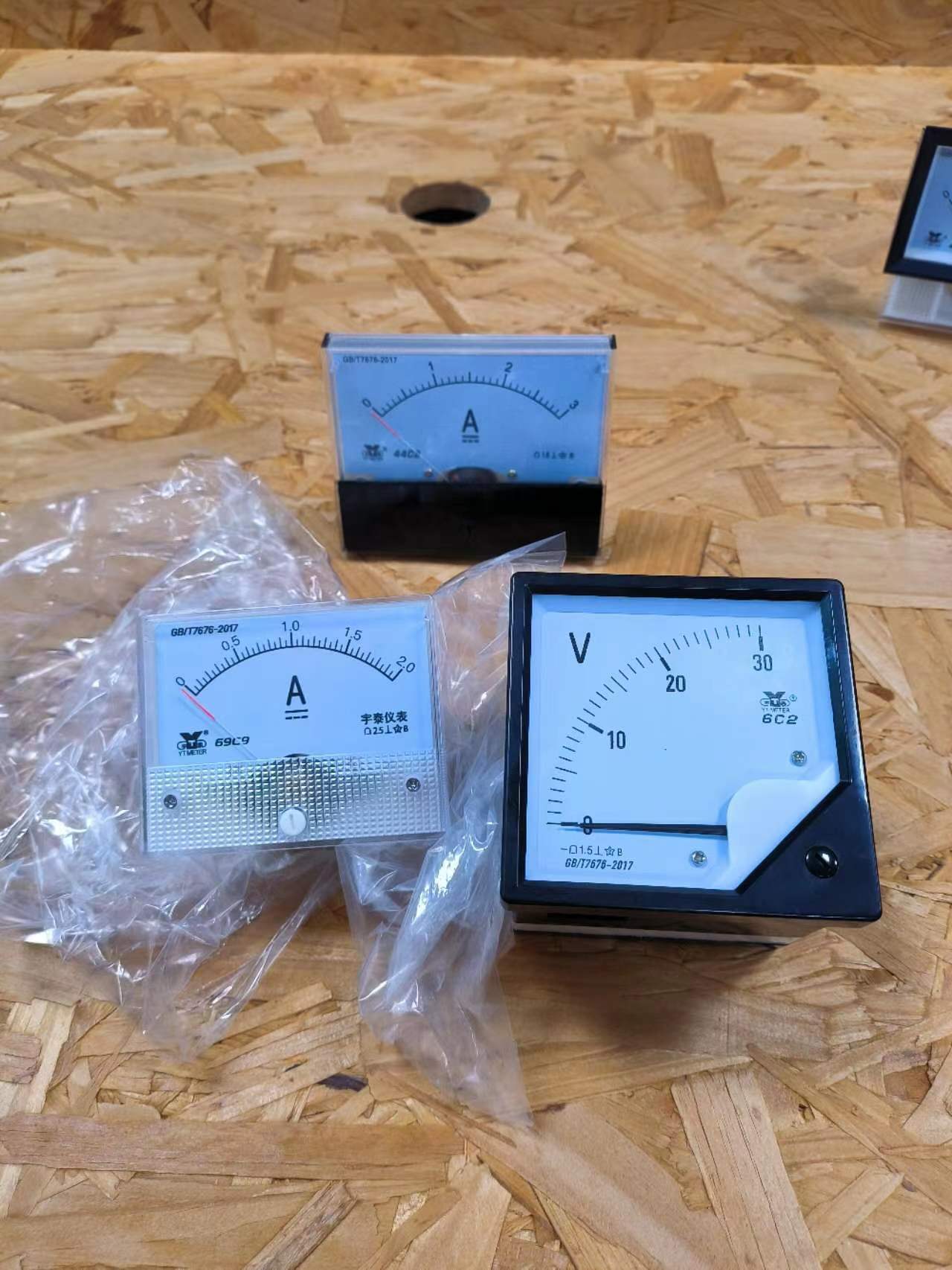 Dashboard Object Detection Dataset and Pre-Trained Model by project-cfaoc